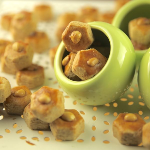 LAST 10! Classic Pineapple Tarts Sepit by Rita Zahara – Che Zahara